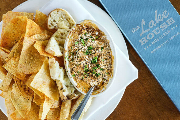 Restaurant Gallery – The Lake House Waterfront Grille